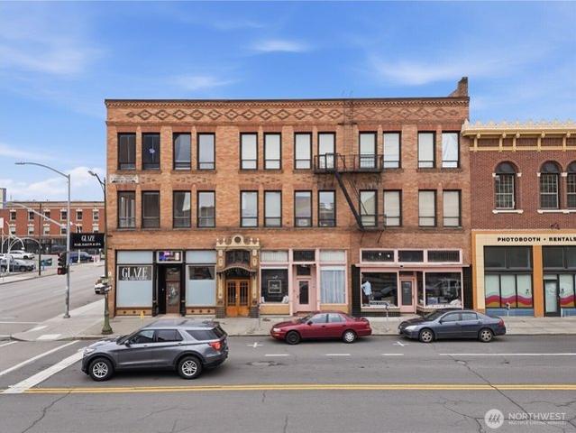 176 S Howard St, Spokane, WA 99201