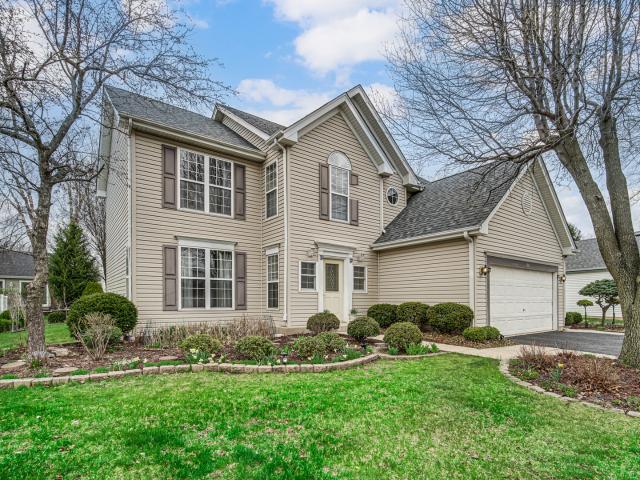 176 Sandalwood Ln, Bolingbrook, IL 60440 | MLS #12613 | Compass