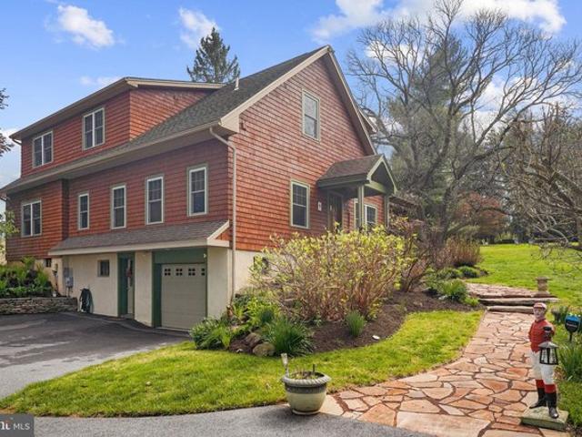 176 Sycamore Ln, Phoenixville, PA 19460