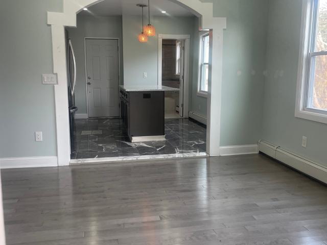 176 Pearl St, Fl 3, Waterbury, CT 06704 | MLS #24161