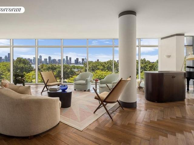 176 Perry St # 4S, New York, NY 10014