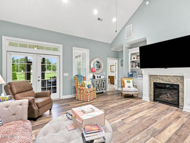 176 Quarter Horse Loop