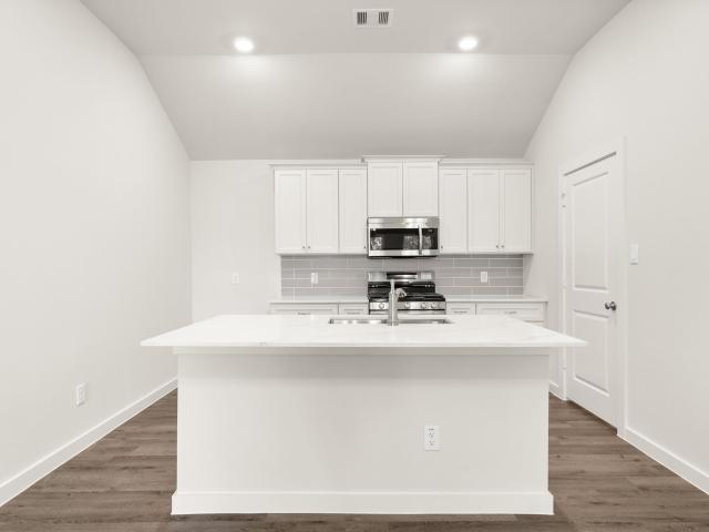 176 Road 5102L