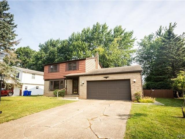 176 Rosewood Dr, Buffalo, NY 14224