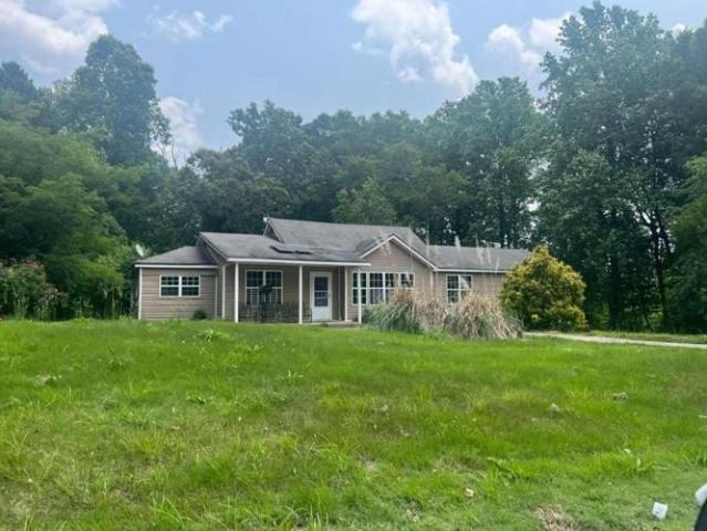 176 Reid Rd, Bremen, GA 30110