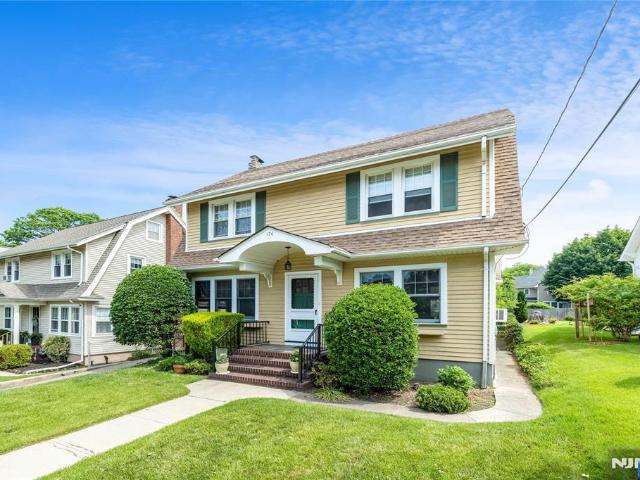 176 Woodward Avenue