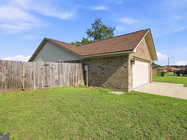 176 Wayfair Lane
