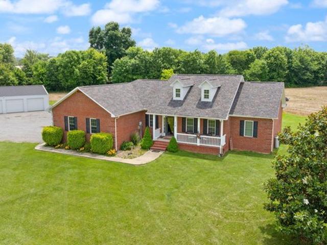 176 Wetland Dr, Jamestown, KY 42629