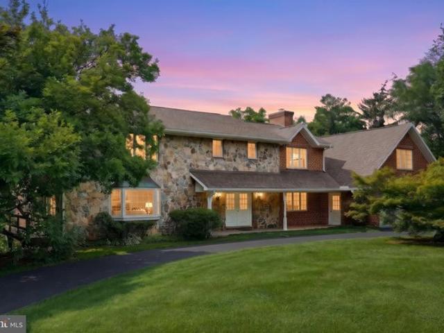 176 Tuscarora Dr, York, PA 17403