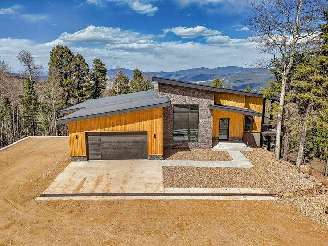 176 Zia Rd, Angel Fire, NM 87710