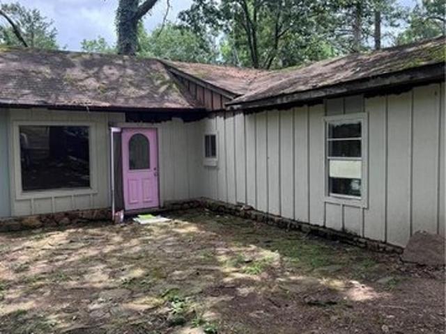 17742 Almost There Ln, Mountainburg, AR 72946