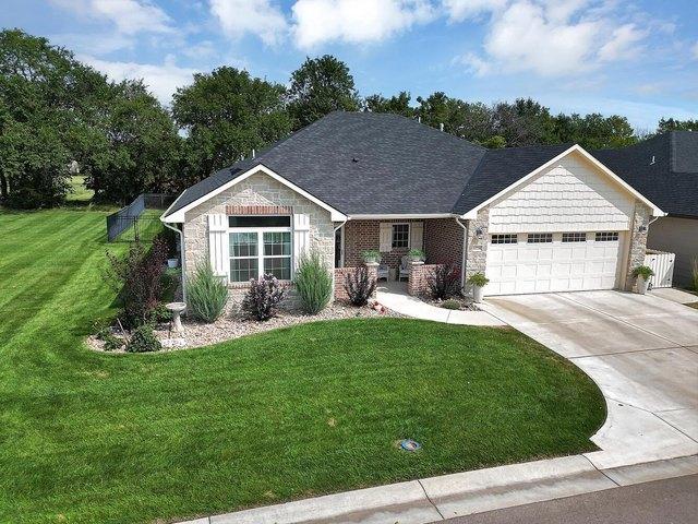 1774 N Forestview Ct, Wichita, KS 67235