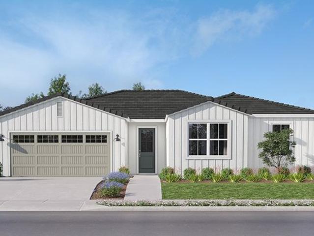 1774 Alluvial Way W, Madera, CA 93636