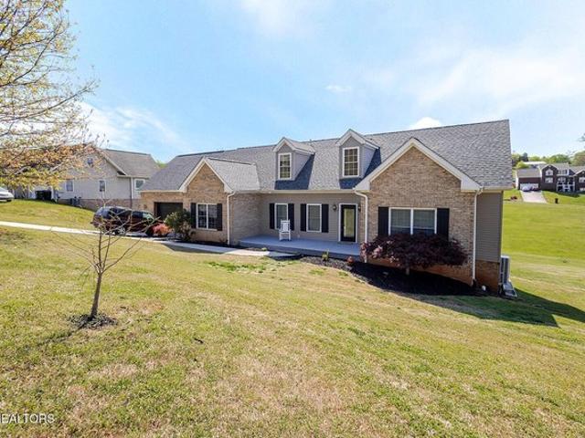 1774 Derby Downs Dr, Friendsville, TN 37737