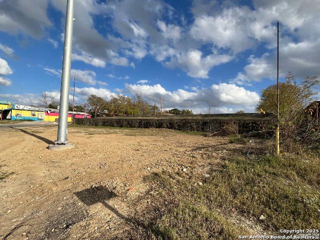1774 Hwy 132
