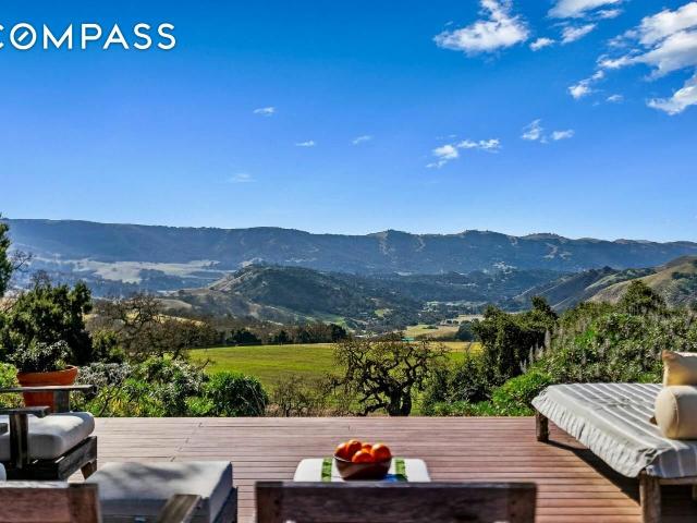 17755 Corral Del Cielo Rd, Salinas, CA