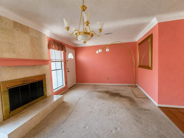 17758 Kings Park Lane