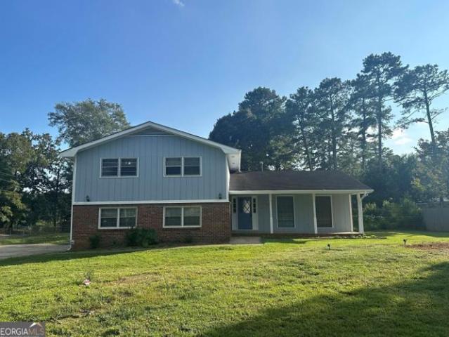 1775 Brenda, Jonesboro, GA 30236