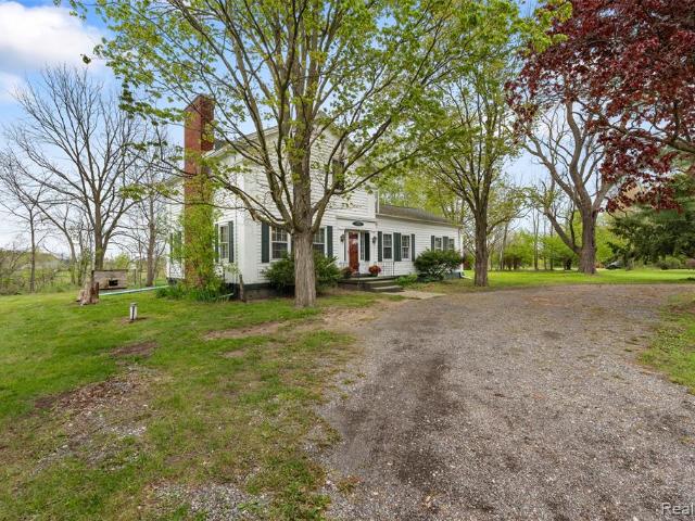 1775 Imlay City Road