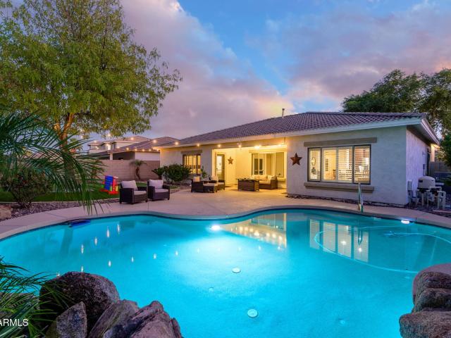 17760 W IVY Lane
