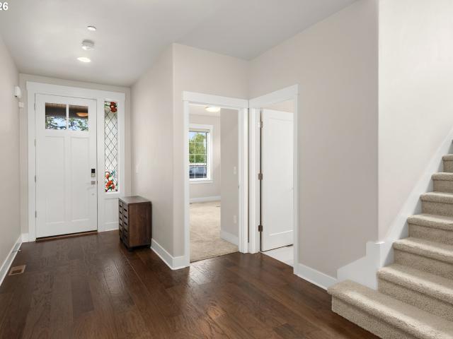 1776 nw rolling hills dr