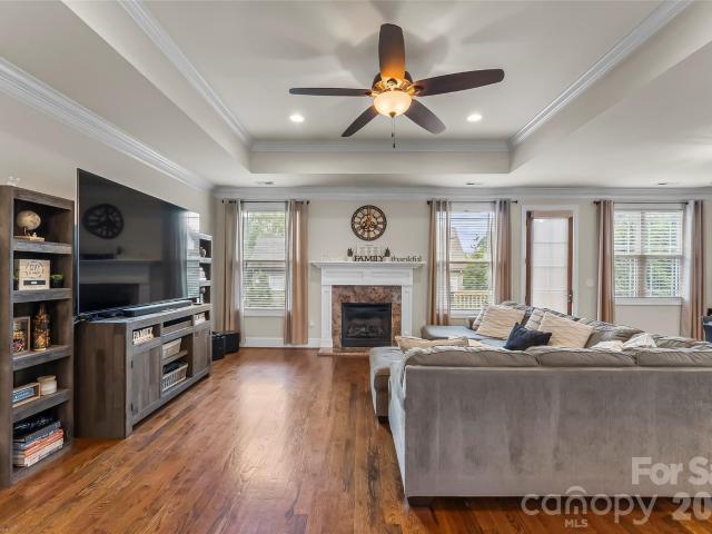 1776 White Water Court