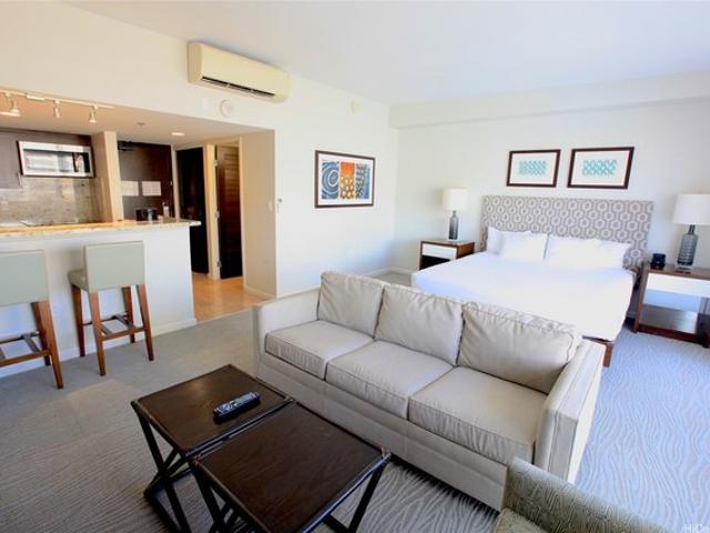 1777 Ala Moana Blvd Apt 2517, Honolulu, HI 96815