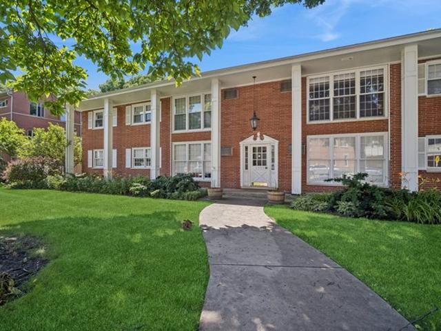 1777 Dewes St Apt F, Glenview, IL 60025