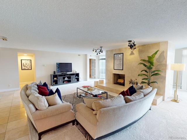 1777 Larimer Street # 808