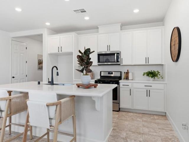 1777 Townsend Ave, Manteca, CA 95337
