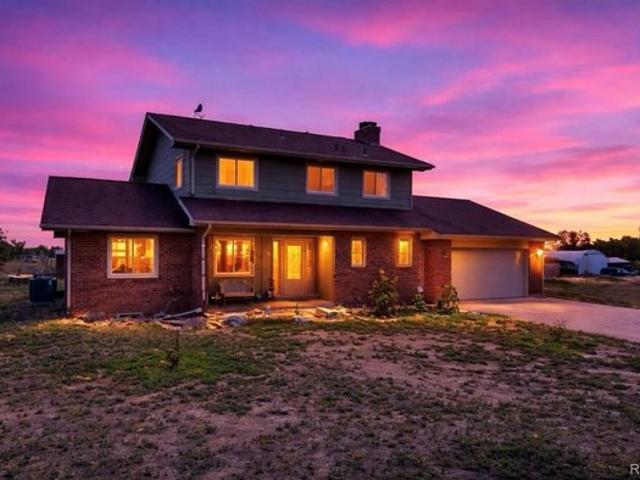 17781 Sunset Ln, Brighton, CO 80603