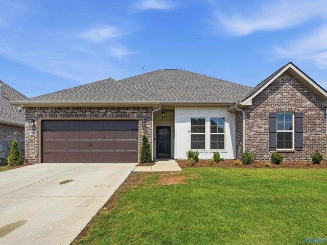 17789 Cabernet St, Athens, AL 35613