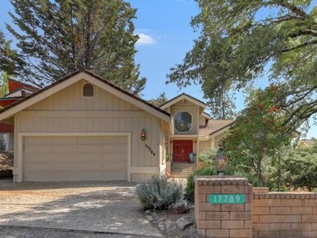 17789 Jayhawk Dr, Penn Valley, CA 95946