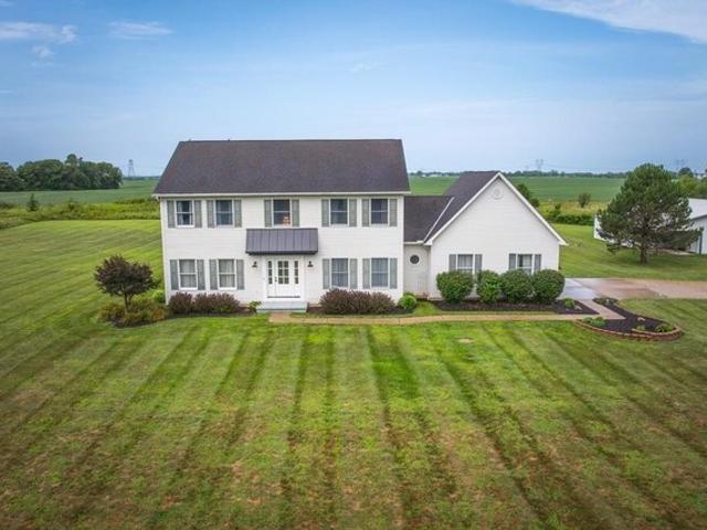 17789 London Rd, Williamsport, OH 43164