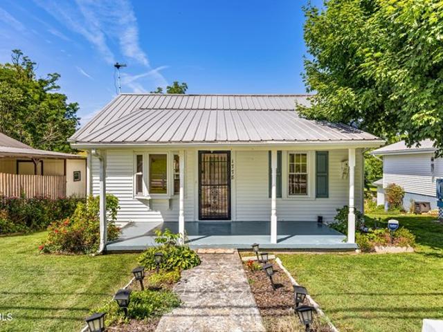 1778 Highway 93, Fall Branch, TN 37656