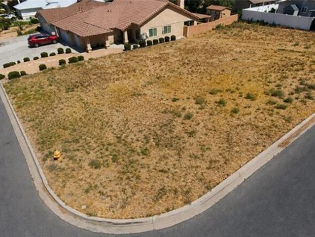 17797 Canyon Mdw, Victorville, CA 92395