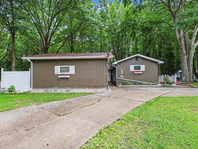 17700 Thornapple Drive