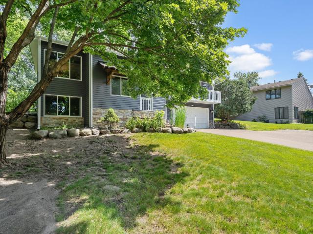 17700 Arrowhead Trail