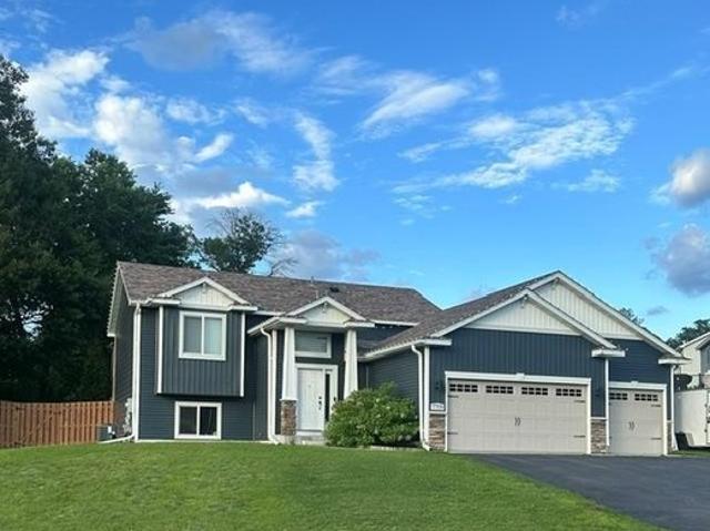 17709 Tyler St NW, Elk River, MN 55330