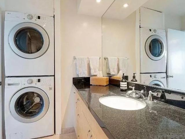 1770 Avenida Del Mundo, Unit 204, Coronado, CA 92118 | MLS #260008