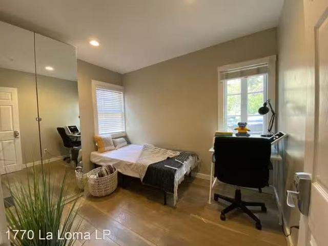 1770 La Loma Avenue