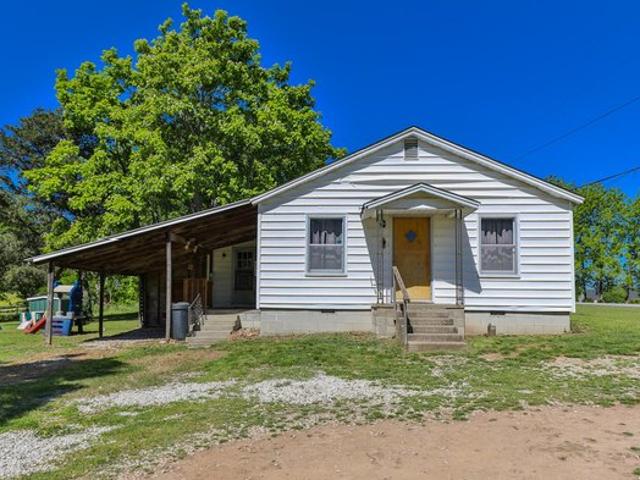 1770 W Parkview St, Bolivar, MO 65613
