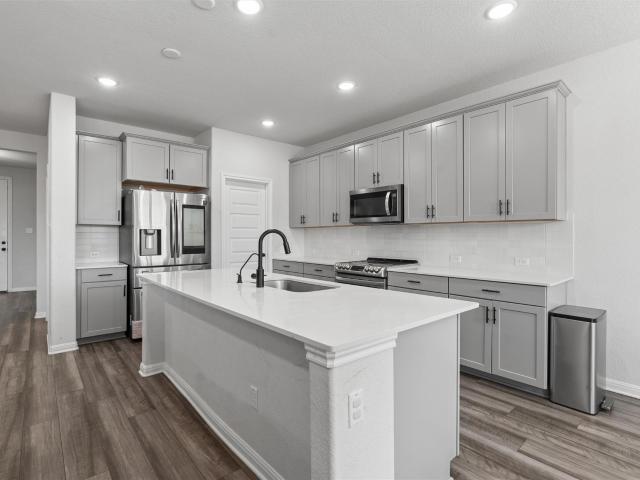 17717 Zinfandel Dr