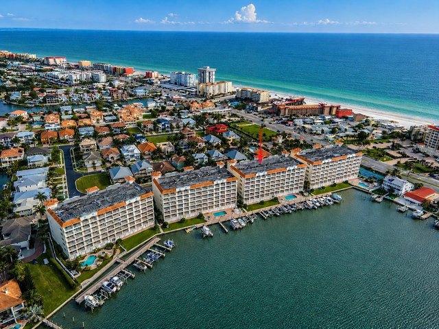 17717 Gulf Blvd Apt 504, Saint Petersburg, FL 33708