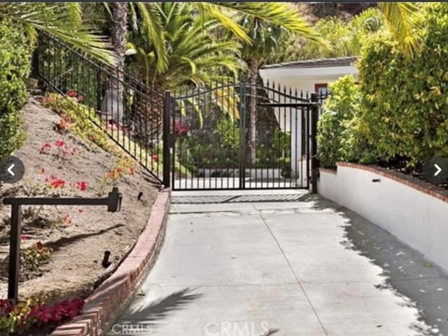 17716 Alonzo Place
