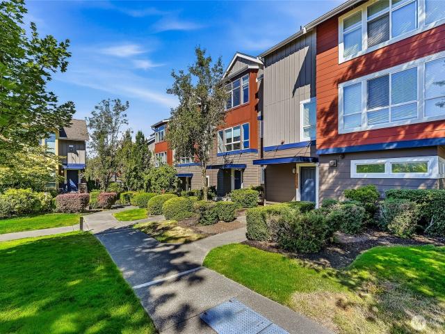 1771 25th Avenue NE