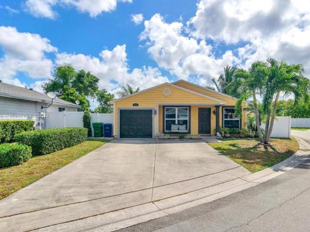 1771 85th Ave SW, Miramar, FL 33025