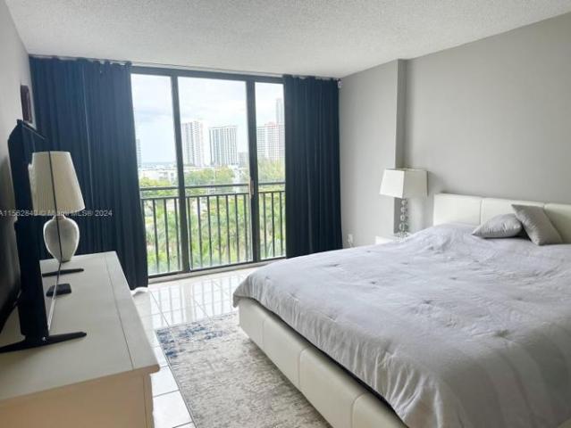 17720 N Bay Rd #802, Sunny Isles Beach, FL 33160