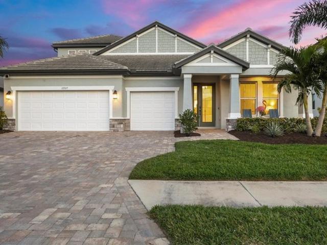 17727 Savory Mist Cir, Bradenton, FL 34211
