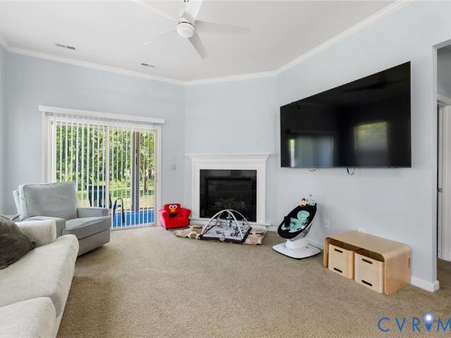 17724 Wynstone Park Lane